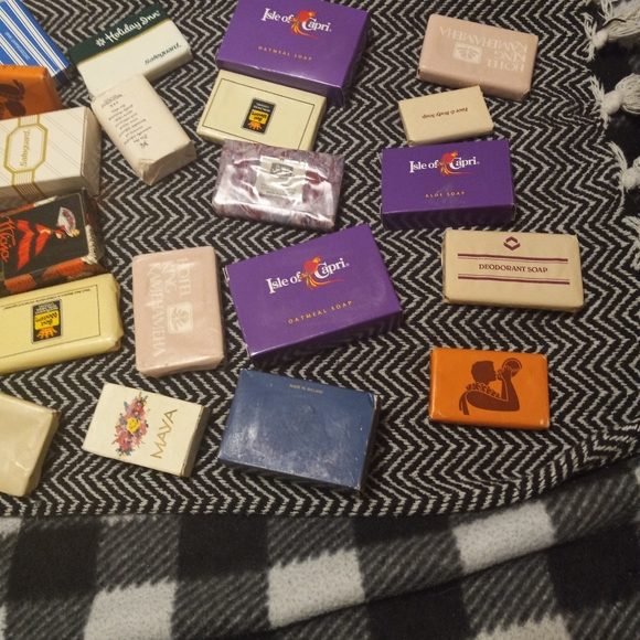 Vintage | Bath | Vintage Miniature Soaps | Poshmark